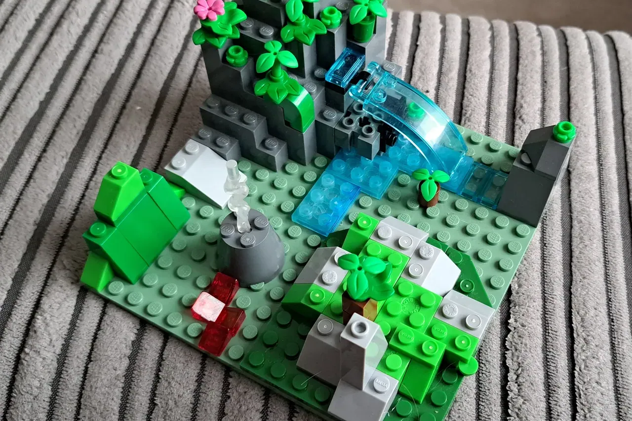 LEGO IDEAS - Icelandic Jungle