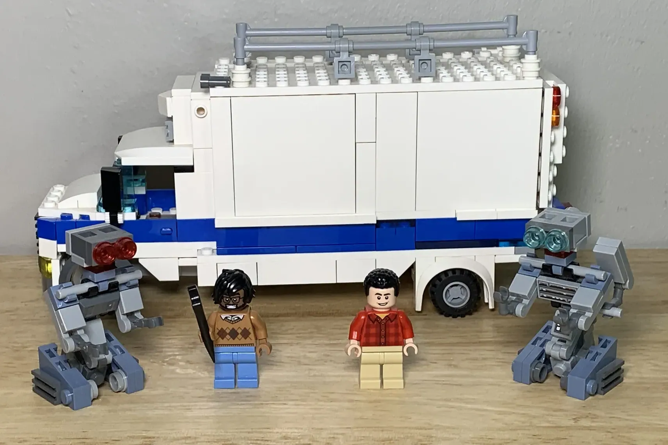 LEGO IDEAS - Short Circuit Nova Robotics Truck