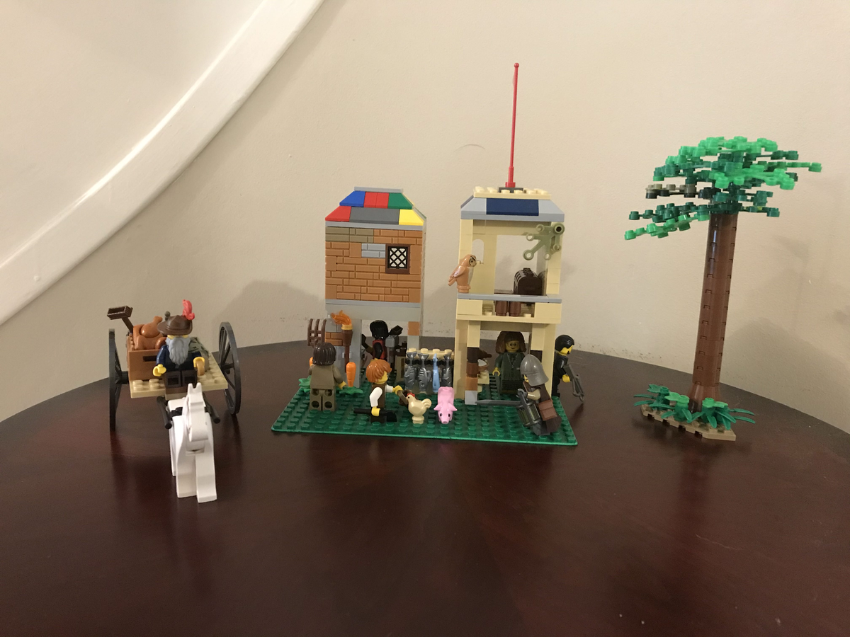 LEGO IDEAS - Medieval Market Village (Mini)