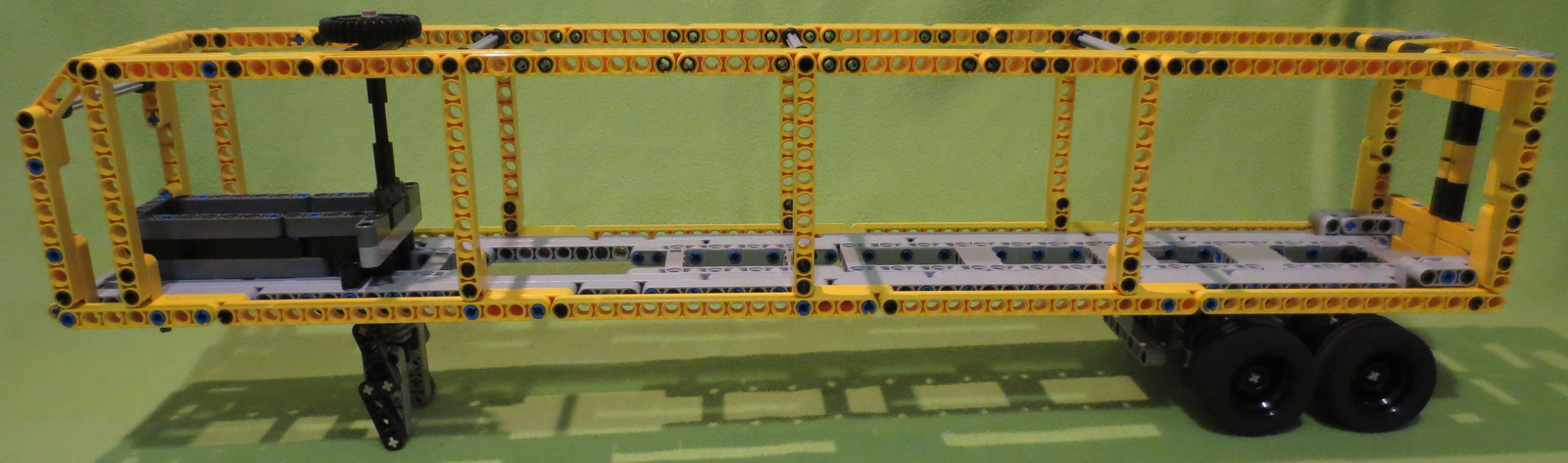 LEGO IDEAS - Technic Remote Control Semi