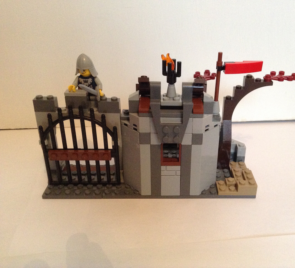 LEGO IDEAS - Lego Castle : Forest Outpost Attack