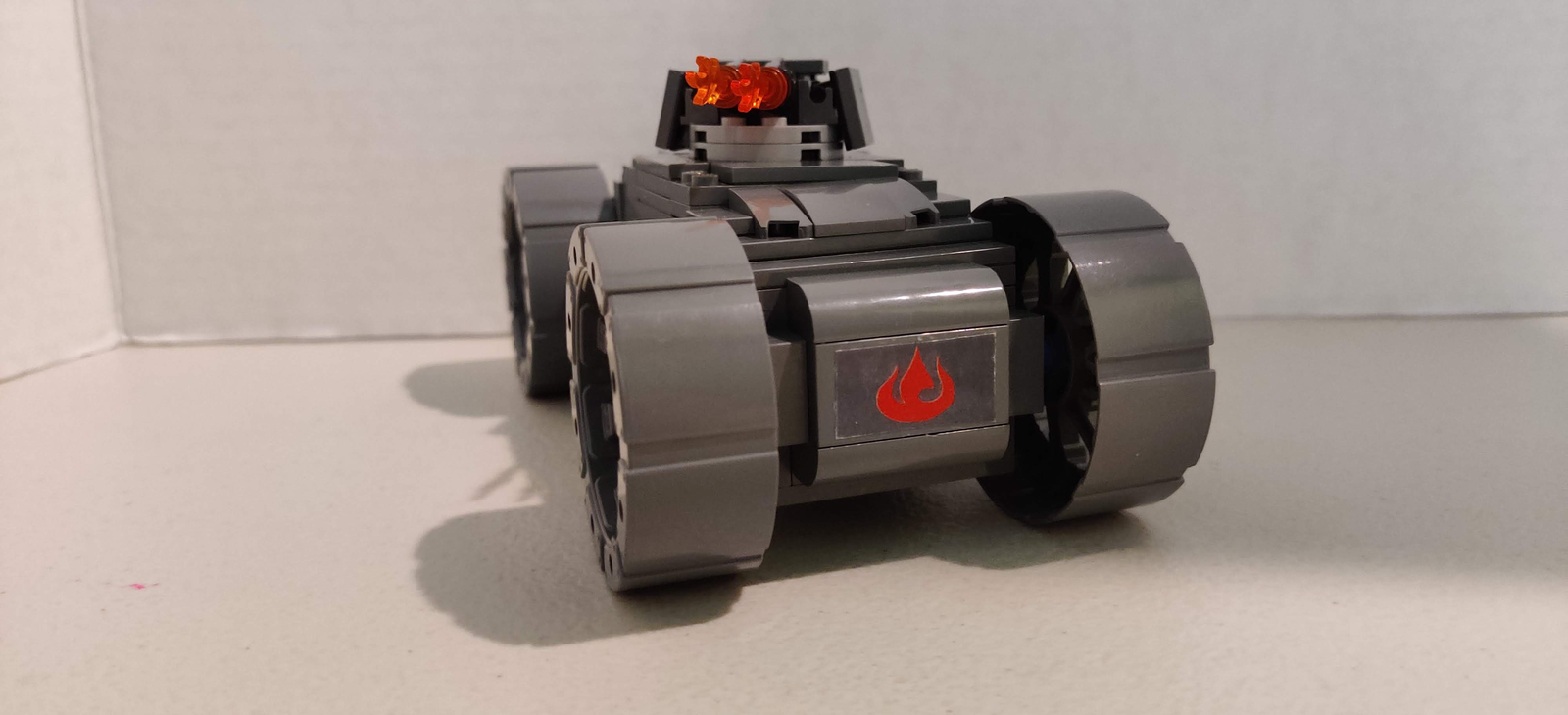 LEGO IDEAS - Azula's Fire Nation Tank from Avatar the Last Airbender
