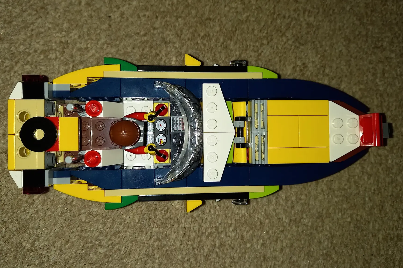 LEGO IDEAS - Cruise Launch - A LEGO Boat