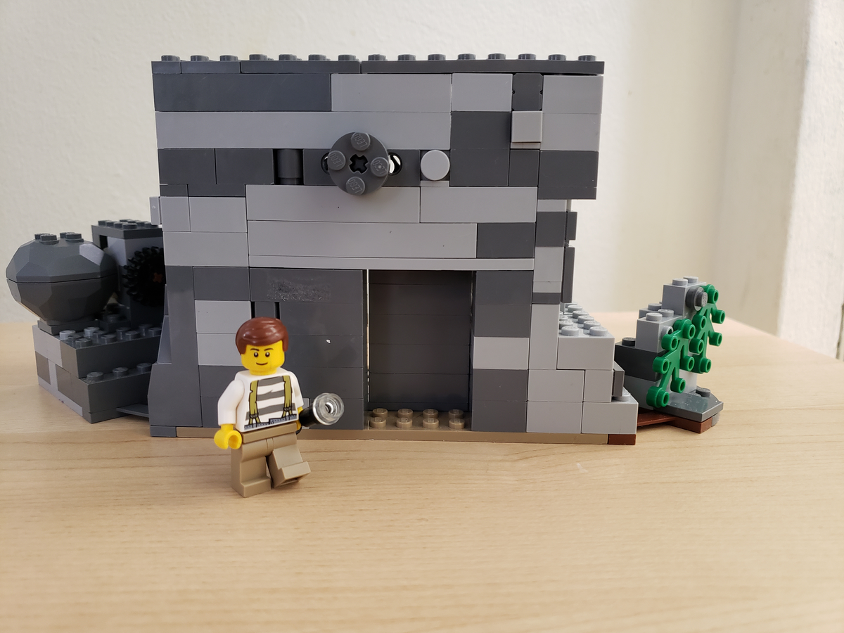 LEGO IDEAS - The Forgotten Cavern