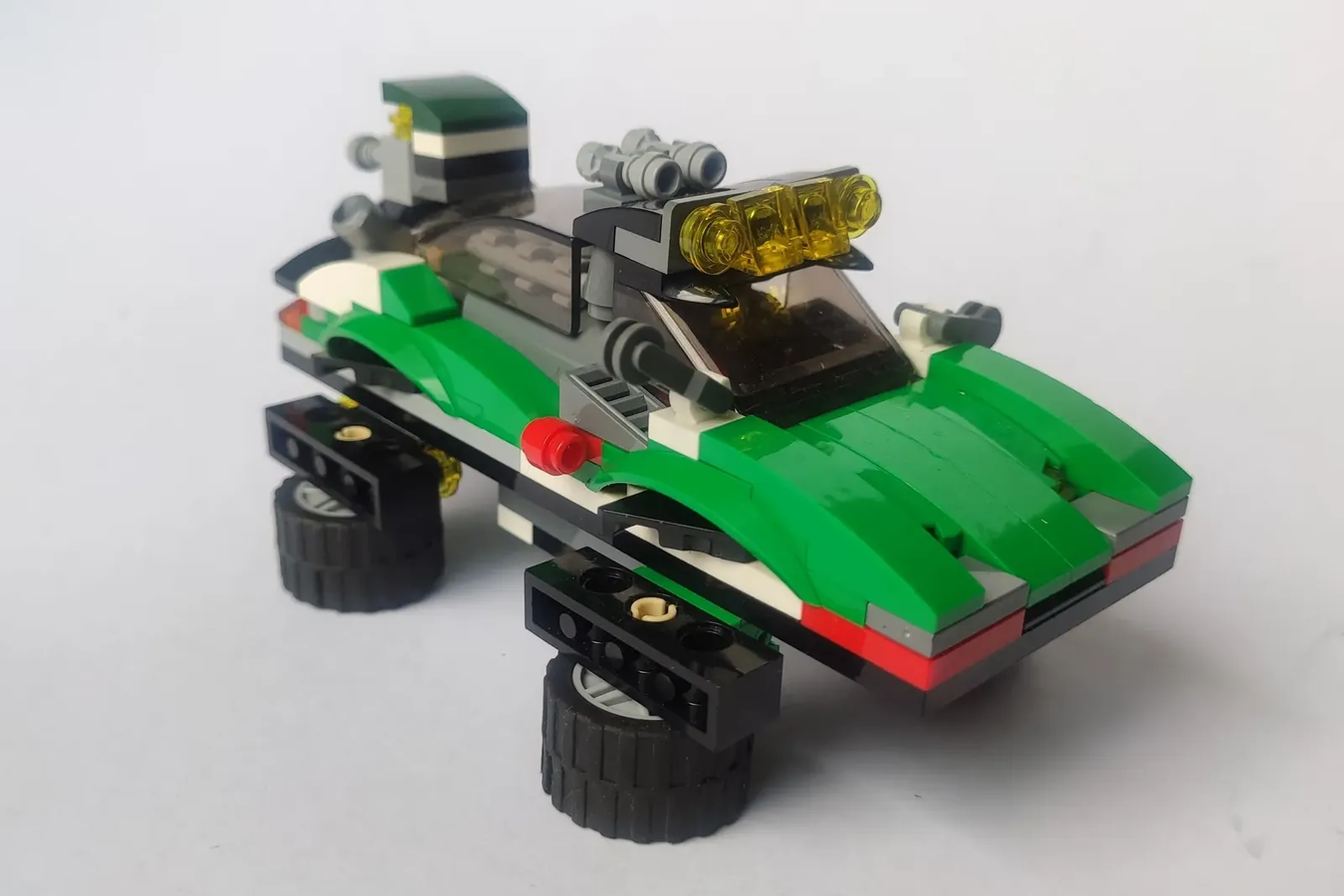 LEGO IDEAS - Forest Ranger - Armed