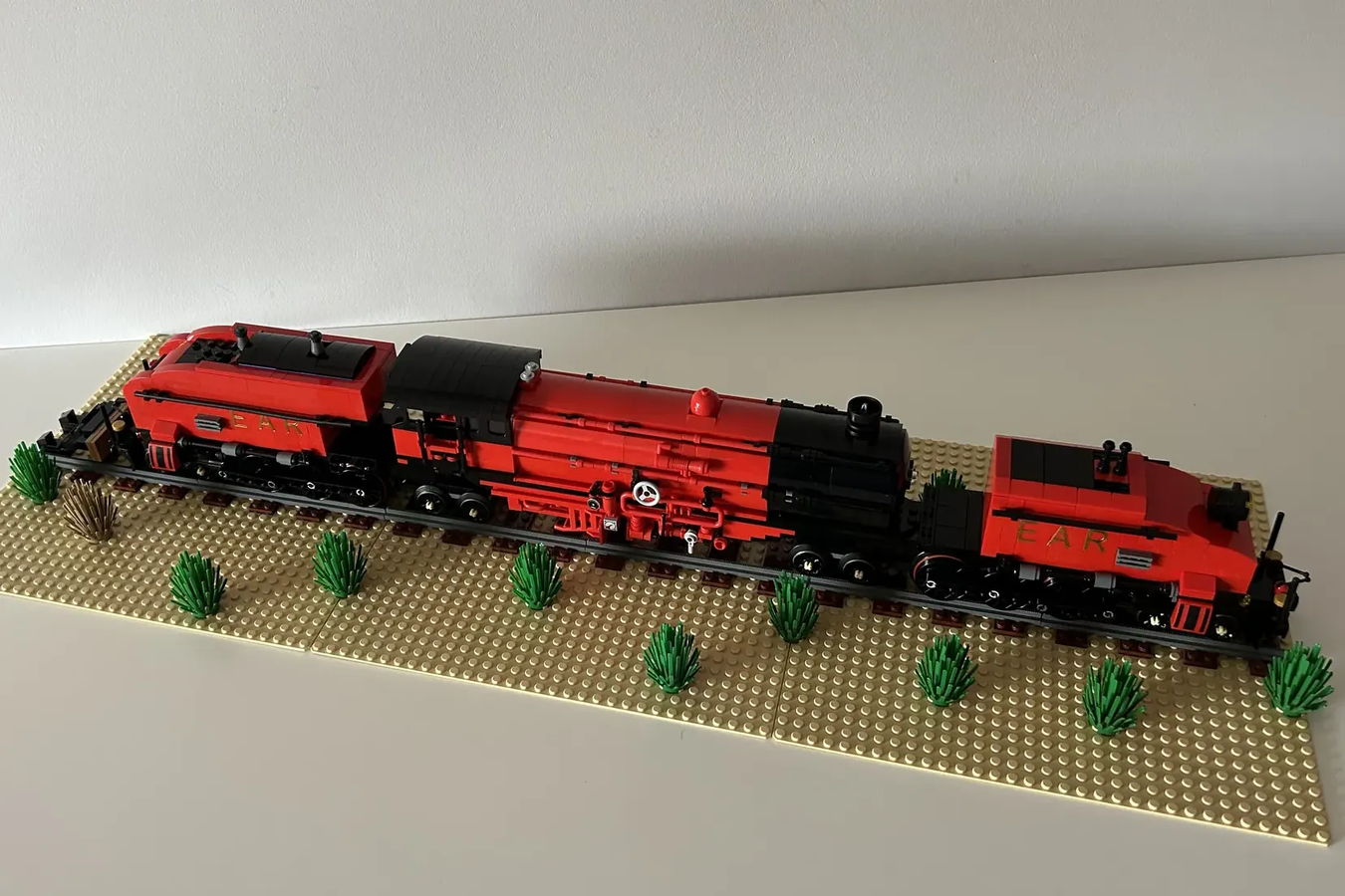 LEGO IDEAS - Mount Gelai Garratt