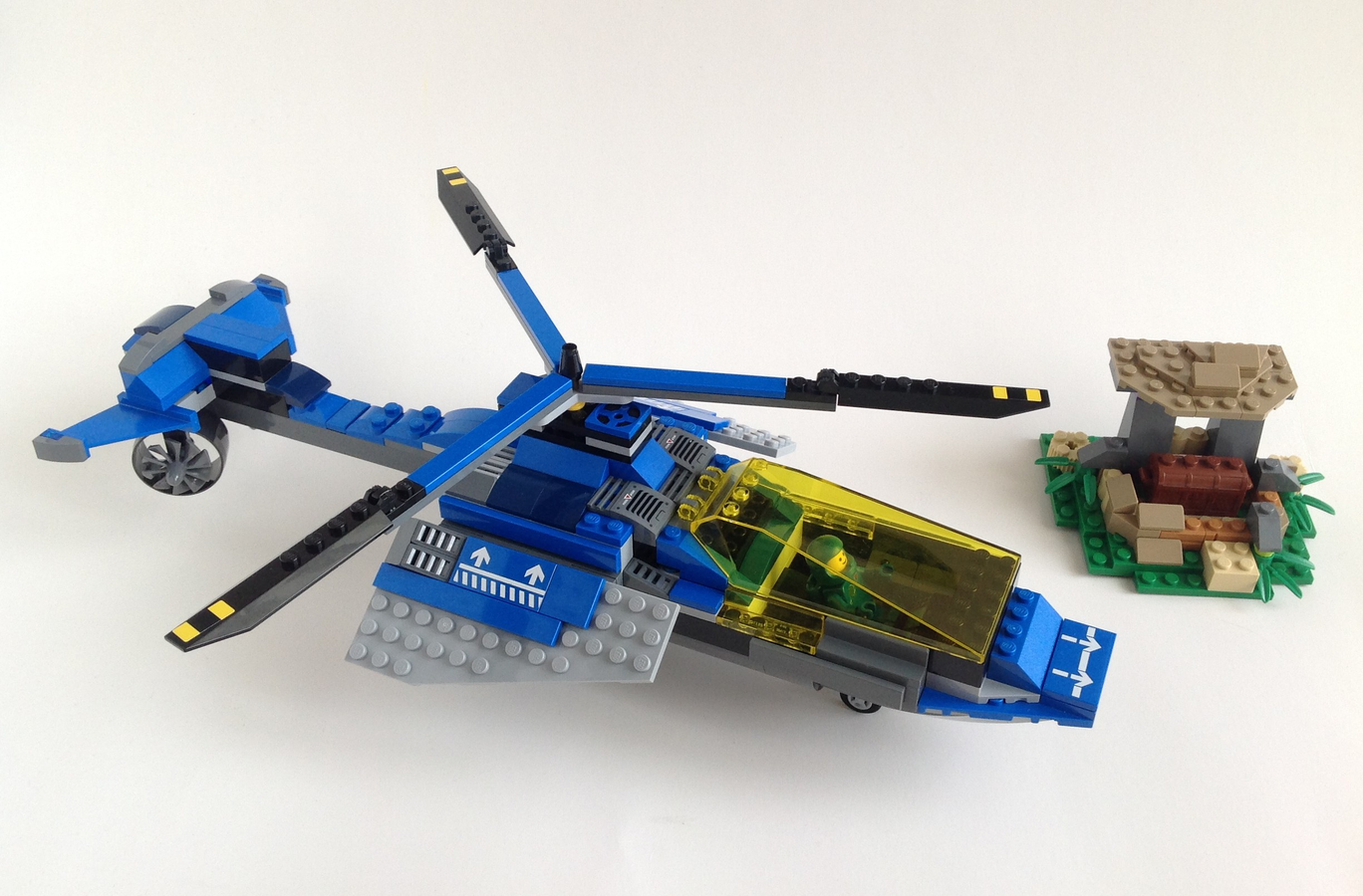 LEGO IDEAS - The Explorer