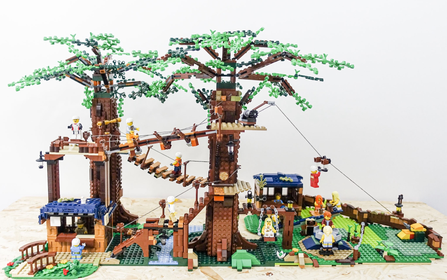 LEGO IDEAS - Adventure Park
