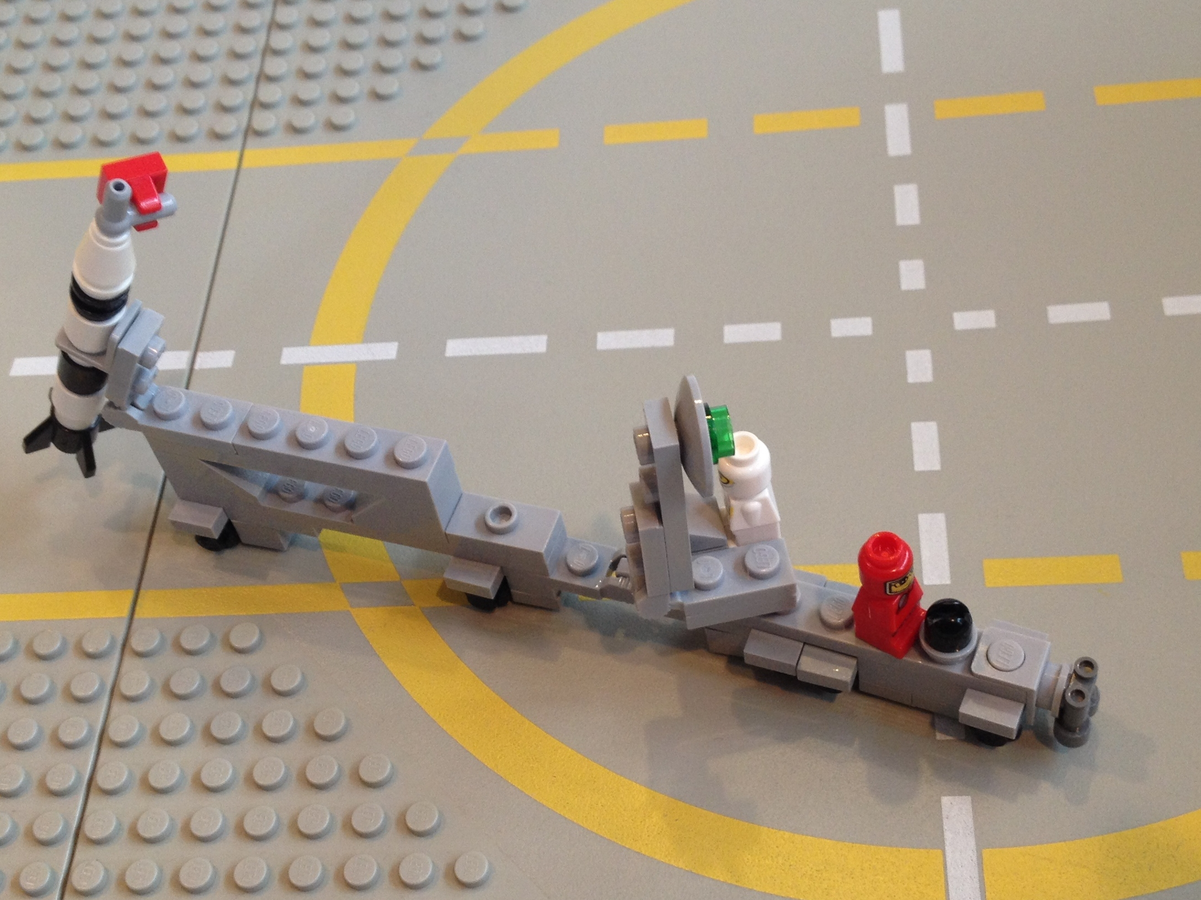 LEGO IDEAS - Micro-Scale Mobile Rocket Launcher