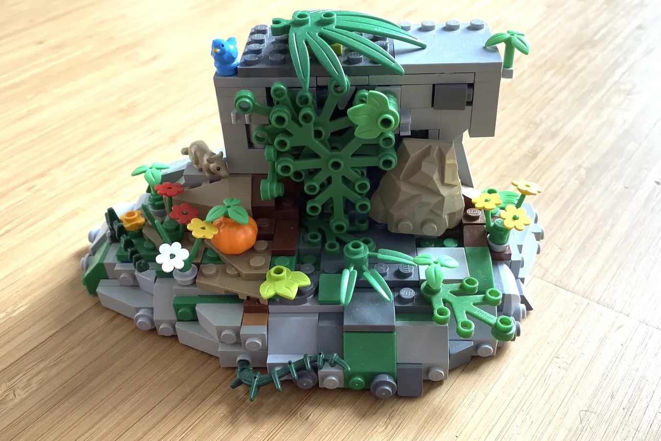LEGO IDEAS - Hidden Secret Mountain