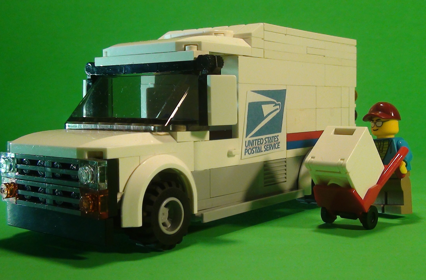 LEGO IDEAS - Grumman LLV Mail Truck
