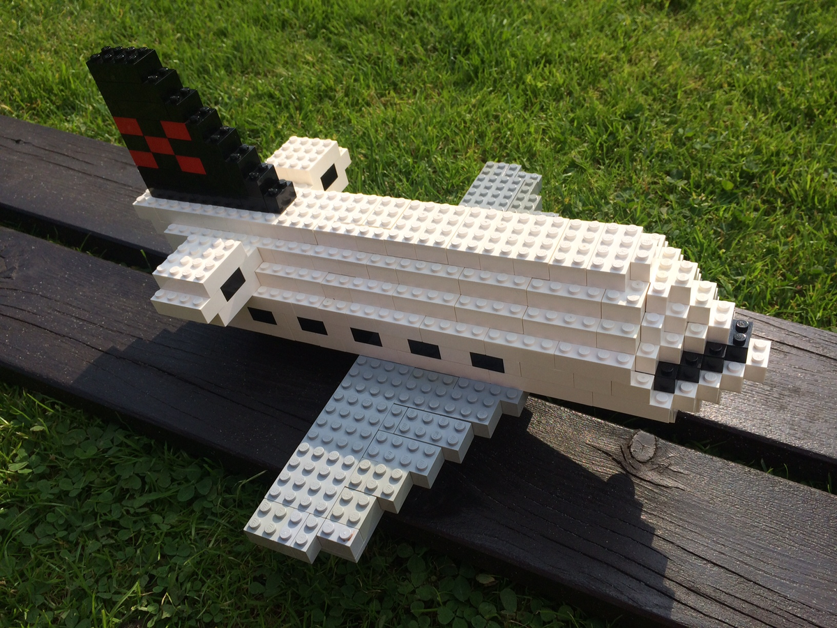 LEGO IDEAS - CRJ-200 Airplane