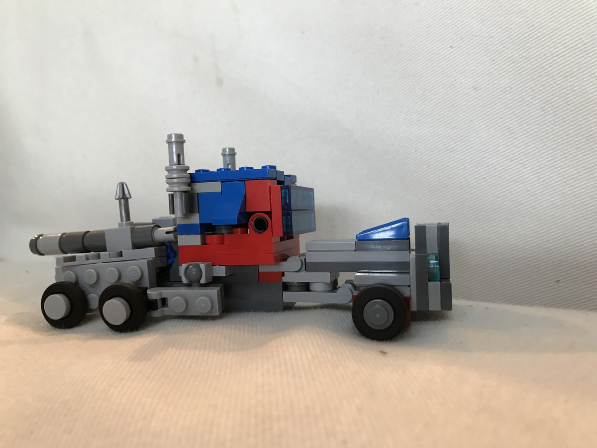 LEGO IDEAS - Wheeler: A Transforming Robot