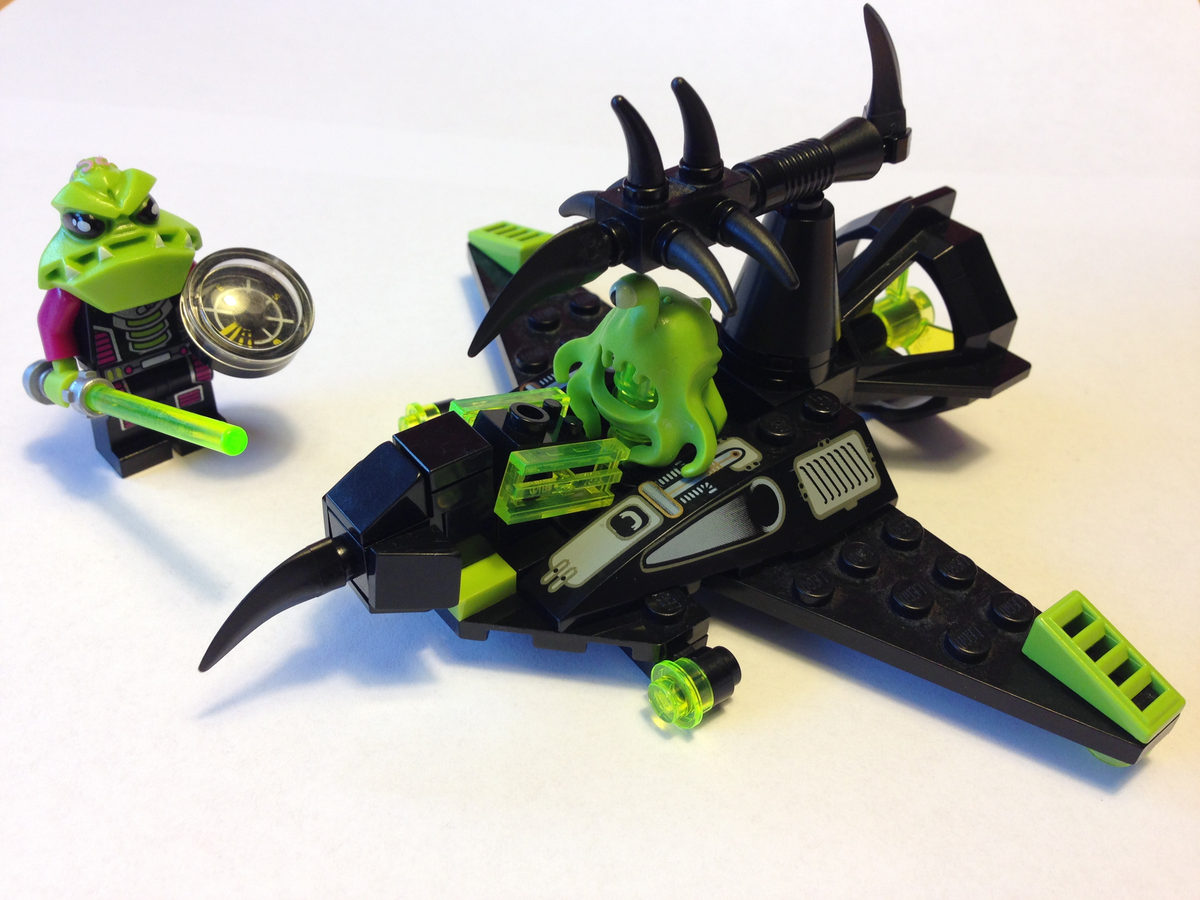 LEGO IDEAS - Alien Station