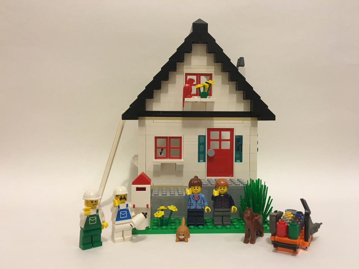 LEGO IDEAS - The Brick's New House