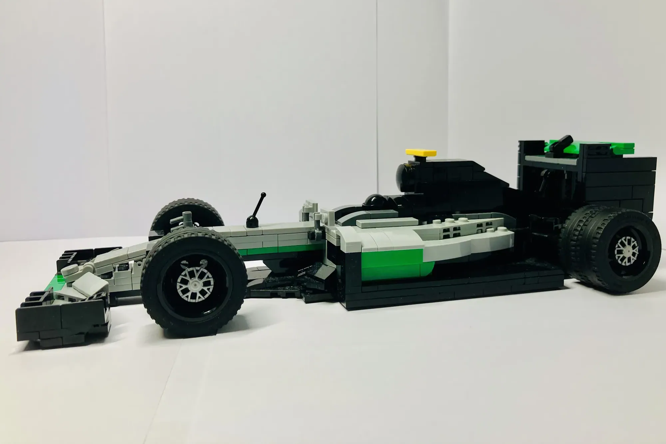 LEGO IDEAS - Formula One Car