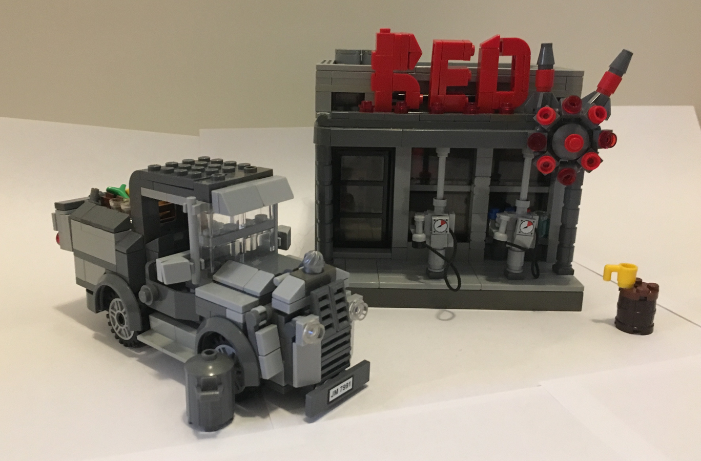 LEGO IDEAS - Gas Station and General Store