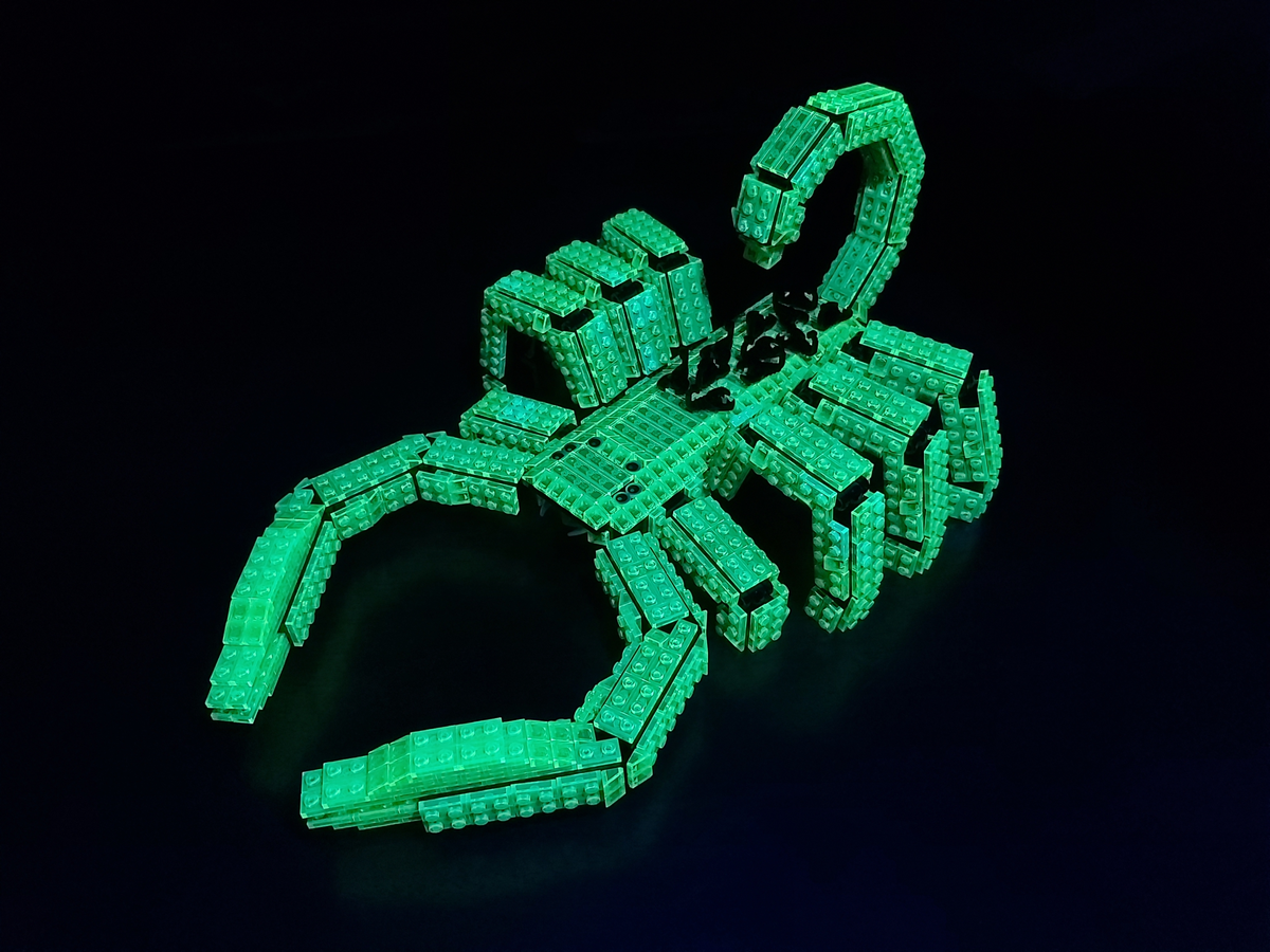 LEGO IDEAS - 'Sally' UV Light Scorpion