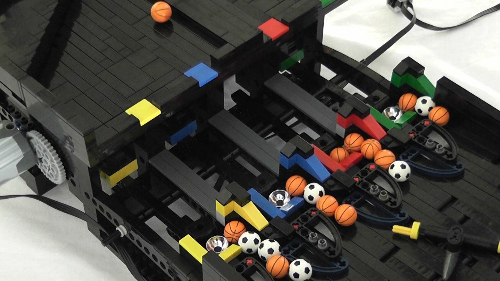 LEGO IDEAS - LEGO GBC Catapult Lifter