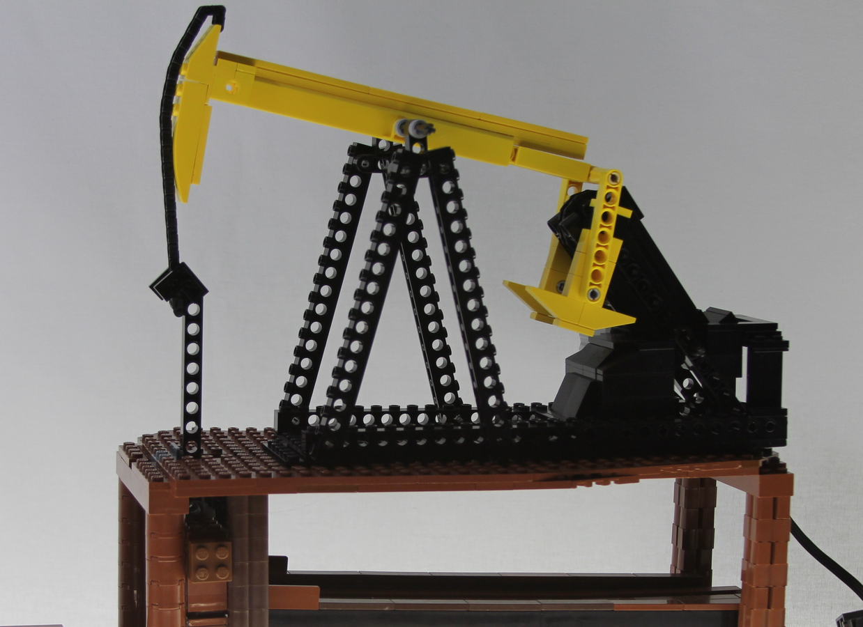 LEGO IDEAS - Pump Jack Marble Lifter