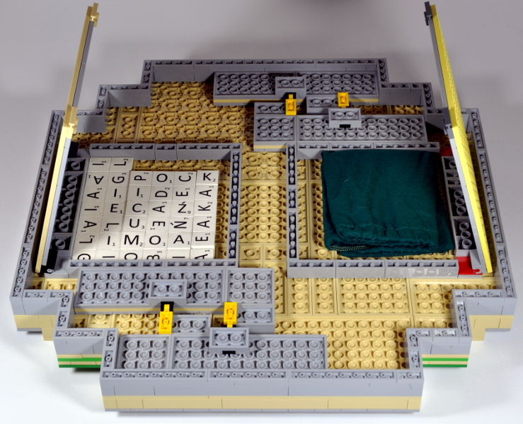 LEGO IDEAS - SCRABBLE