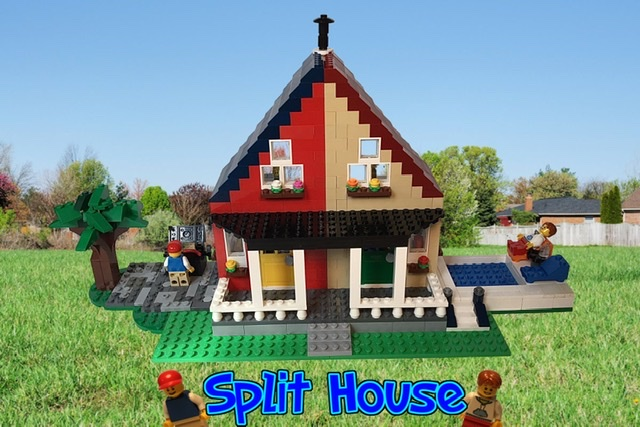 LEGO IDEAS - Split House