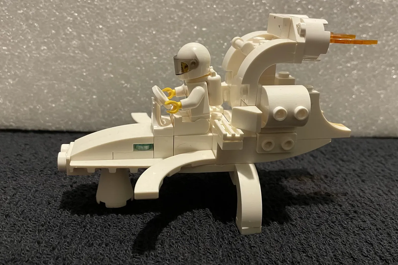 LEGO IDEAS - Flying Moon Vehicle ( Moon Hoverbike)