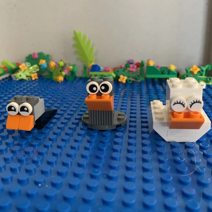 LEGO IDEAS - Build a Duck! - The Ugly Duckling Story