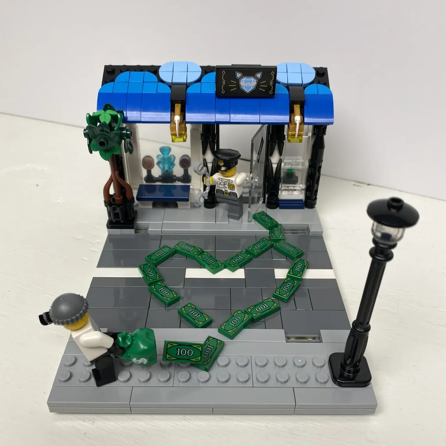 LEGO IDEAS - Build a Heart, Share the Love! - A Thief and His Heart