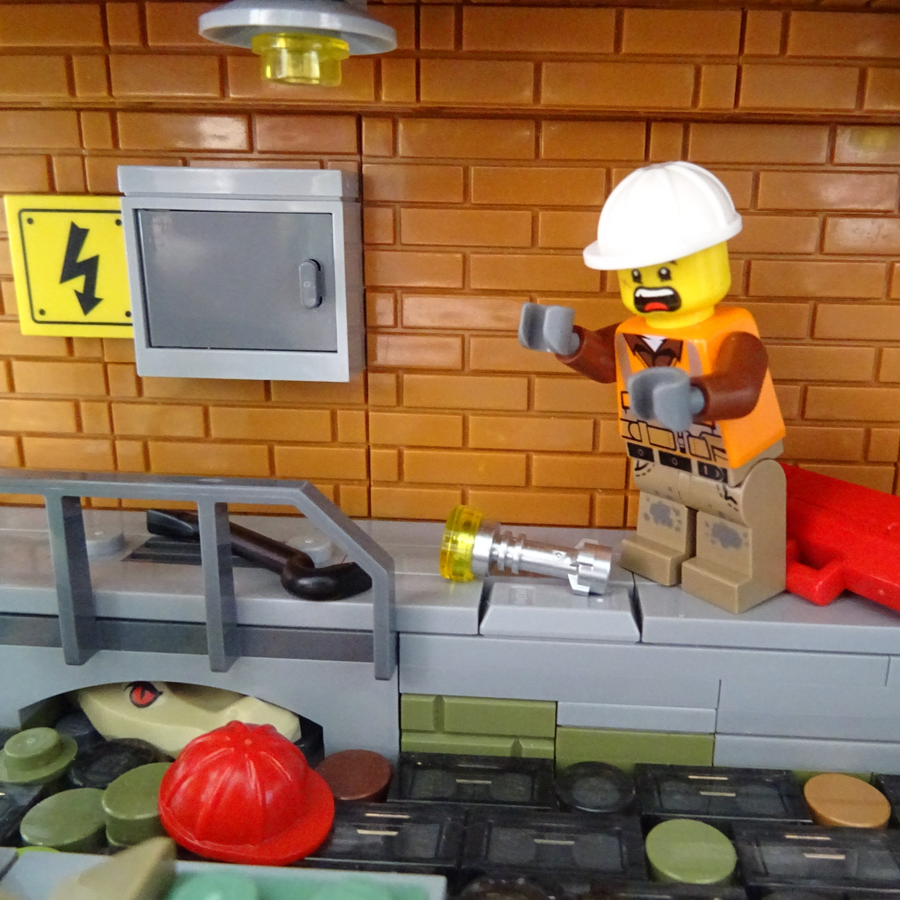 LEGO IDEAS - Scary Photography - Sewer Surprise