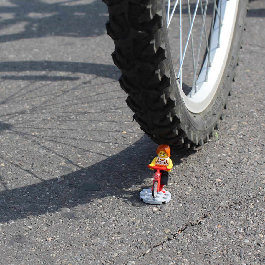 LEGO IDEAS - Scary Photography - Get Out!