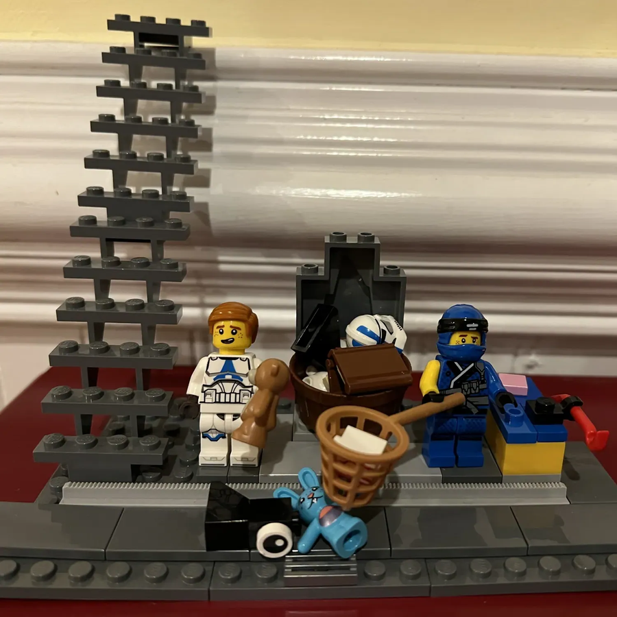 LEGO IDEAS - Joy of Giving - Cleaning Up Your Friend’s Room