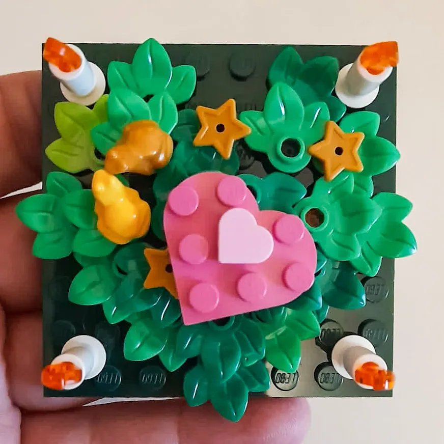 LEGO IDEAS - Build a Heart, Share the Love! - Frog Pond Love Heart 💕