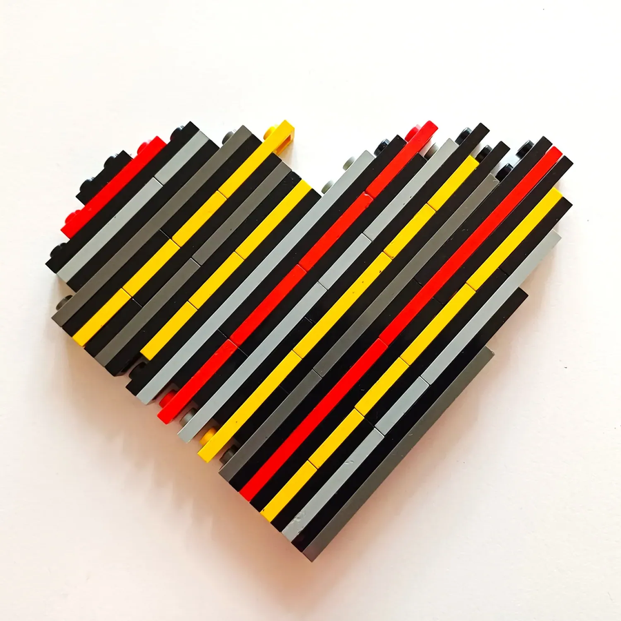 LEGO IDEAS - Build a heart! Share the joy - Sketched Heart