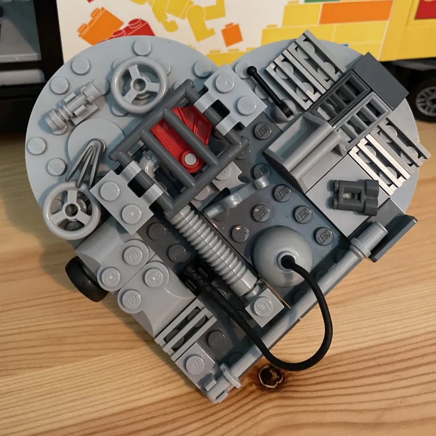 LEGO IDEAS - Build a heart! Share the joy - Get That Heart Pumping!