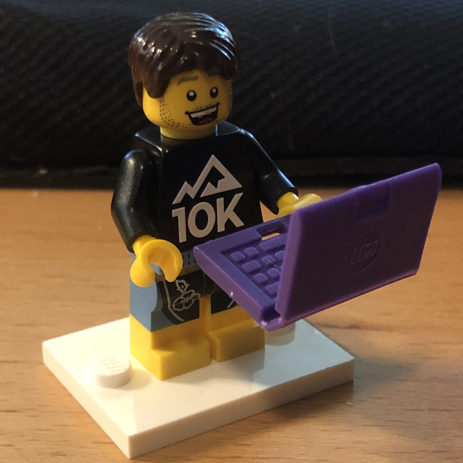 LEGO IDEAS - Bring your Minifigure on holiday! - Mini-Mike Works from Home