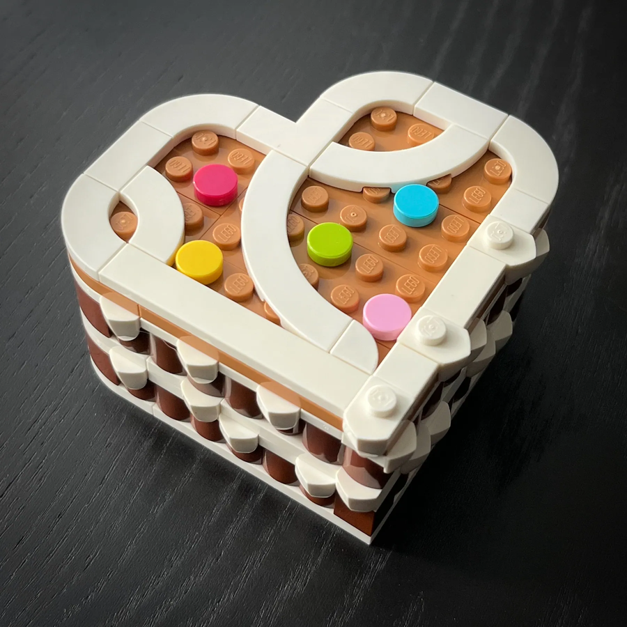 LEGO IDEAS - Build a Heart, Share the Love! - Gingerbread Heart Box