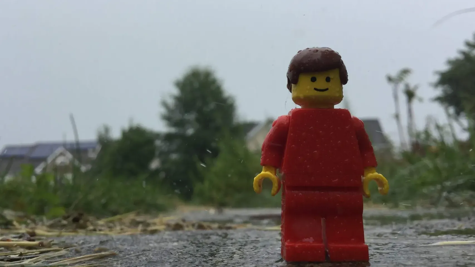 LEGO IDEAS - Toy Photography in the rain - Raindrops Are Falling on My Head