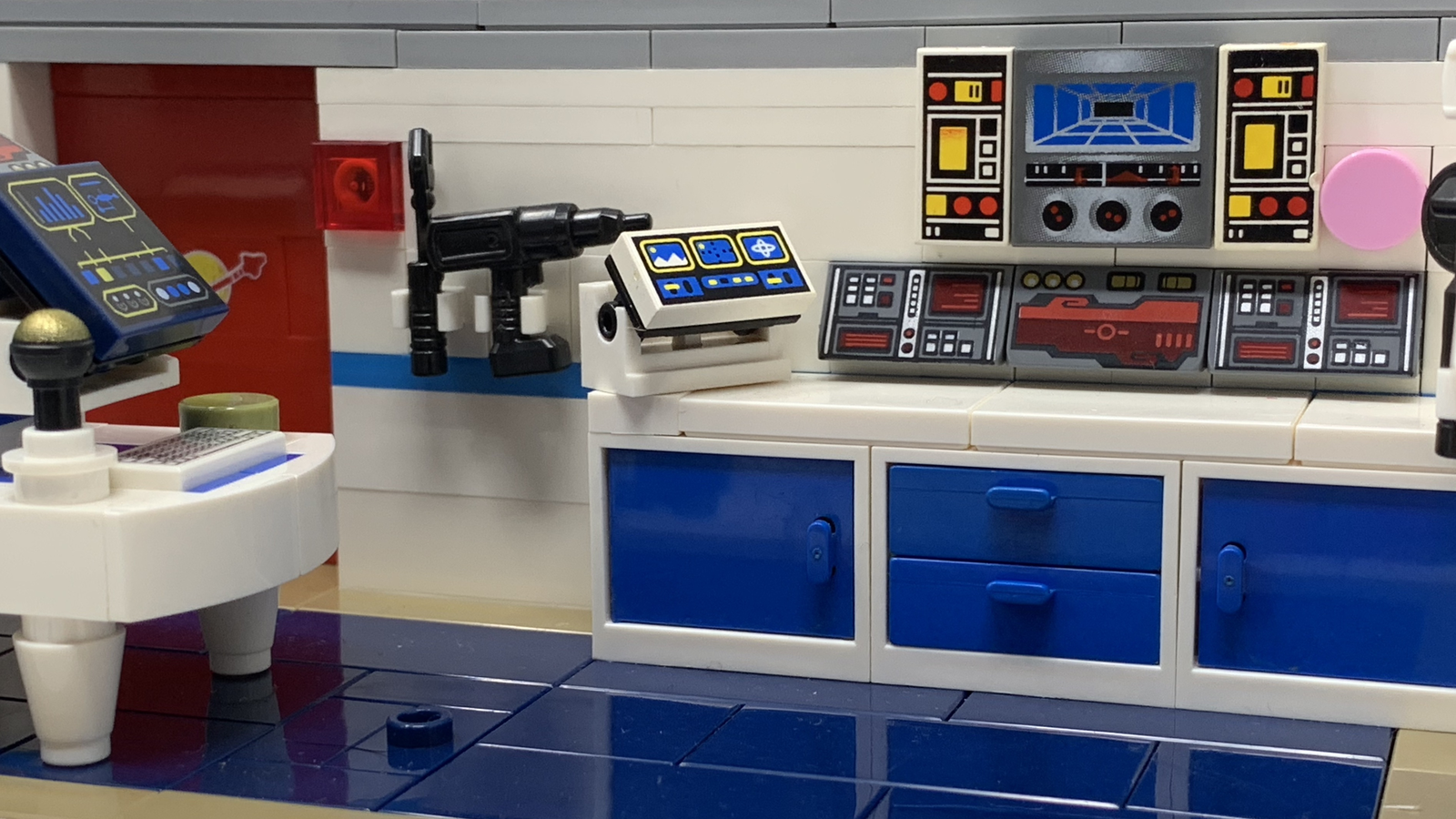 LEGO IDEAS - Create a Custom Background for Video Calls - Classic Space ...