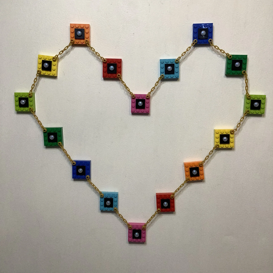 LEGO IDEAS - Build a Heart, Share the Love! - Chains of Love