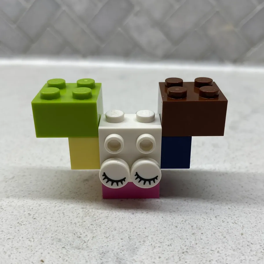 LEGO IDEAS - Build a Heart, Share the Love! - Sweetie
