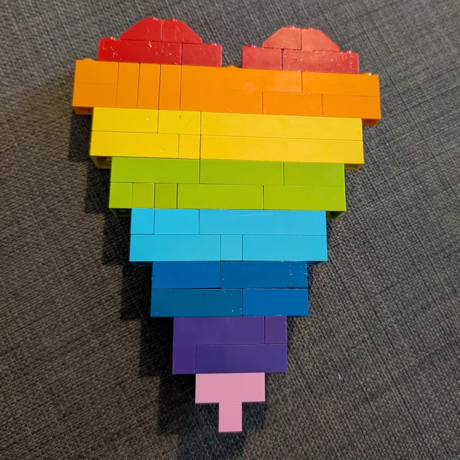 LEGO IDEAS - Build a heart! Share the joy - Rainbow Heart