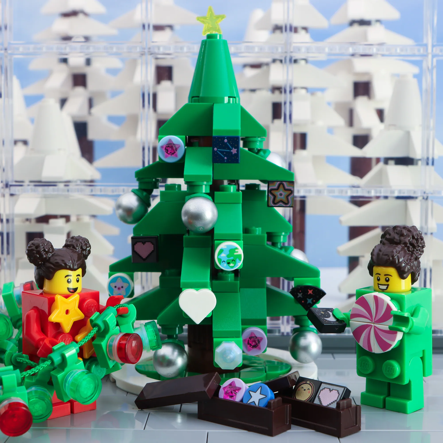 LEGO IDEAS - Joy of Giving - Helping a Friend Decorate