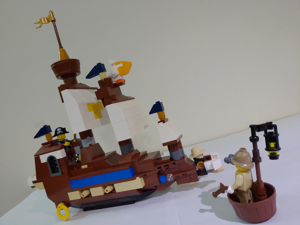 LEGO IDEAS - Coasting on the waves - Dreamer