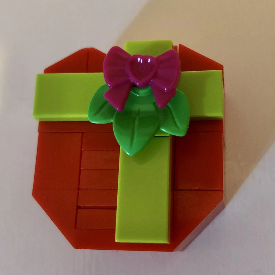 LEGO IDEAS - Build a Heart, Share the Love! - Heart Shaped Present