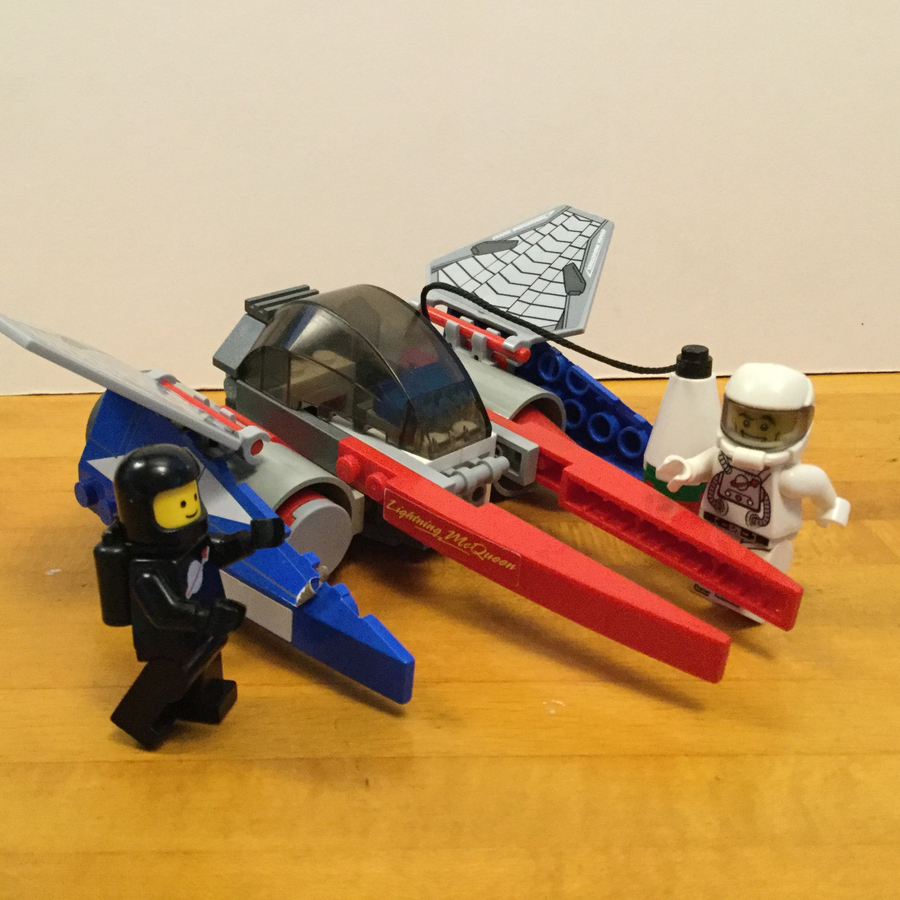 LEGO IDEAS - Making New Friends! - Space Friends