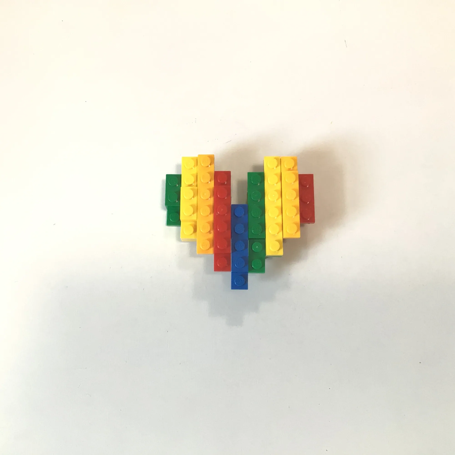 LEGO IDEAS - Build Your GIF With Pride - Rainbow Heart