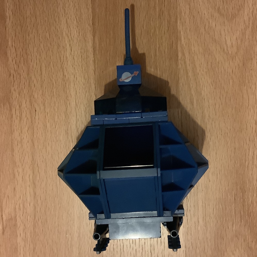 LEGO IDEAS - A Pop of Blue! - Spaceship
