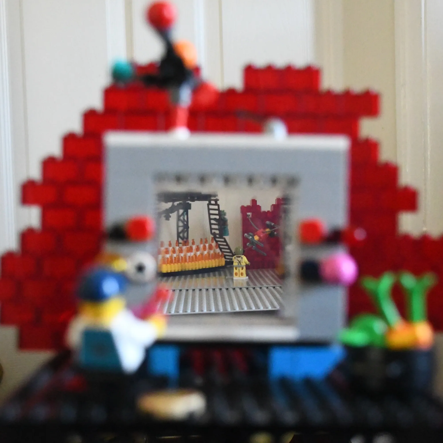 LEGO IDEAS - Build Your Favorite Movie Night - Movie Night: Frenemies 86