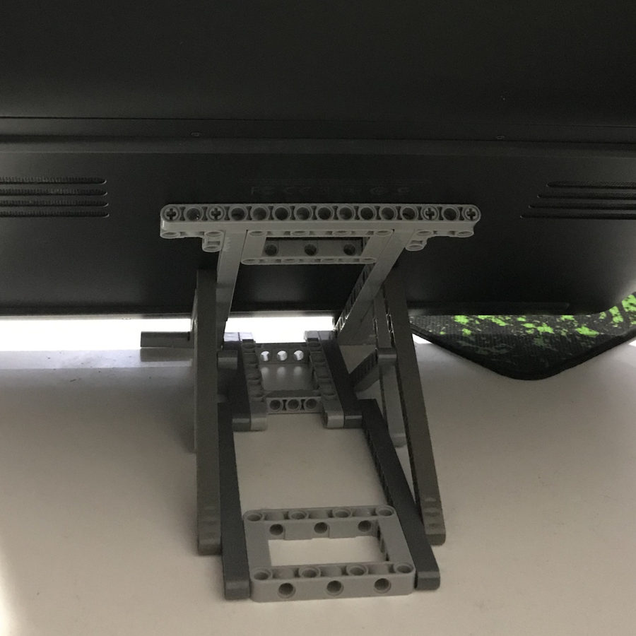 LEGO IDEAS - Technic Hacks! - Laptop Stand